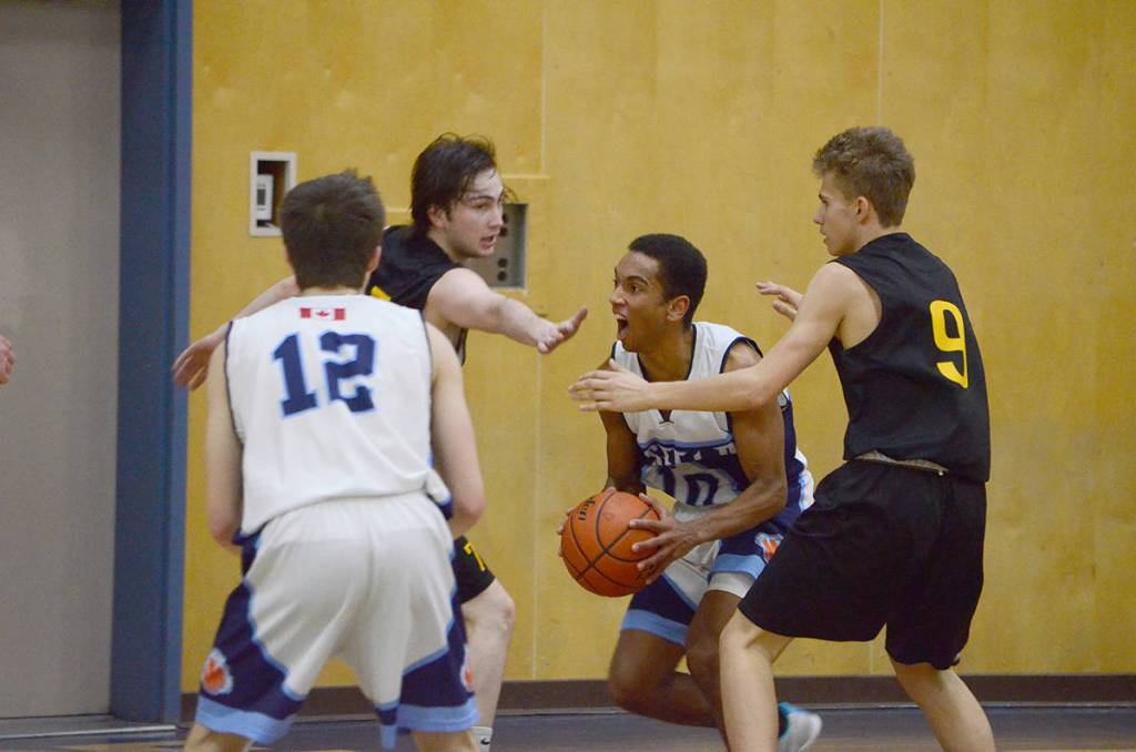 Isfeld breaks free in third from Carihi | Comox Valley Record