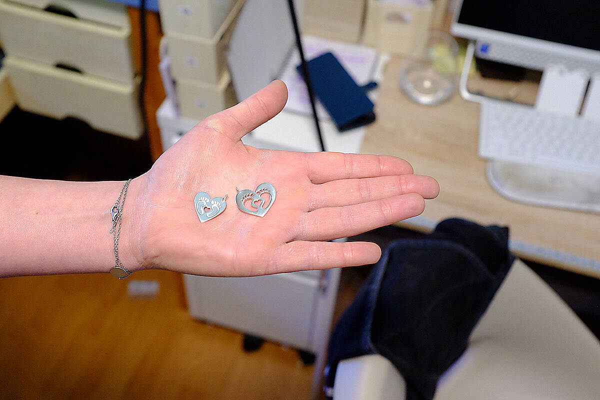 Comox Valley mom selling necklaces for clubfoot awareness | Comox ...